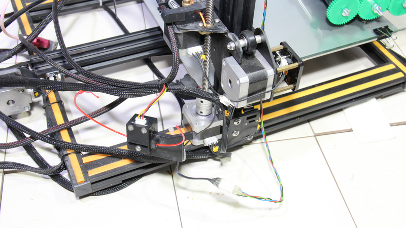 Syringe extruder - HomoFaciens