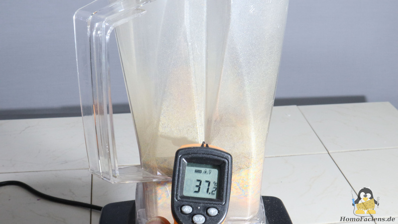 Plastic recycling with a blender - HomoFaciens